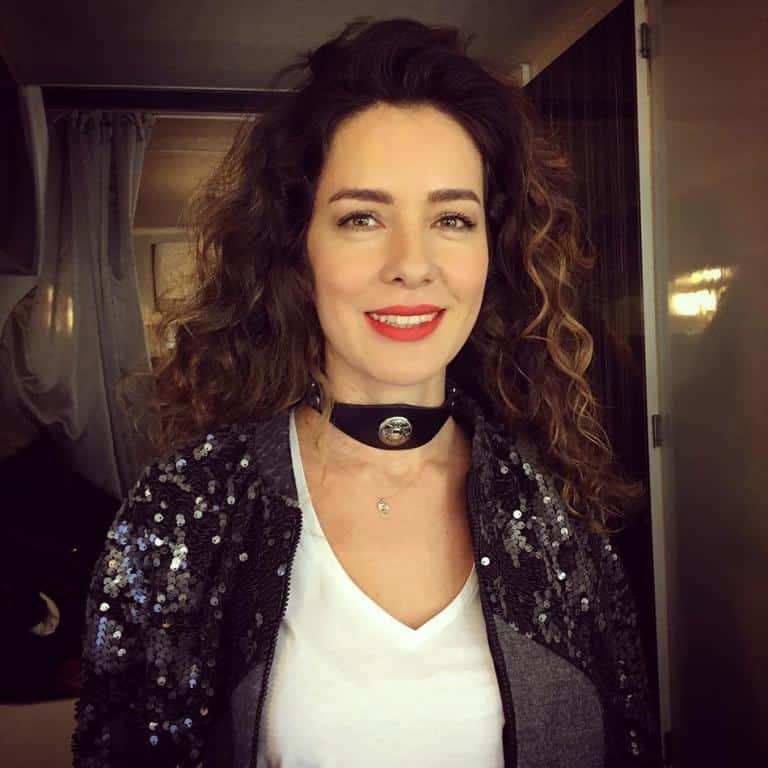 Ayfer Donmez: Tv Series, Biography